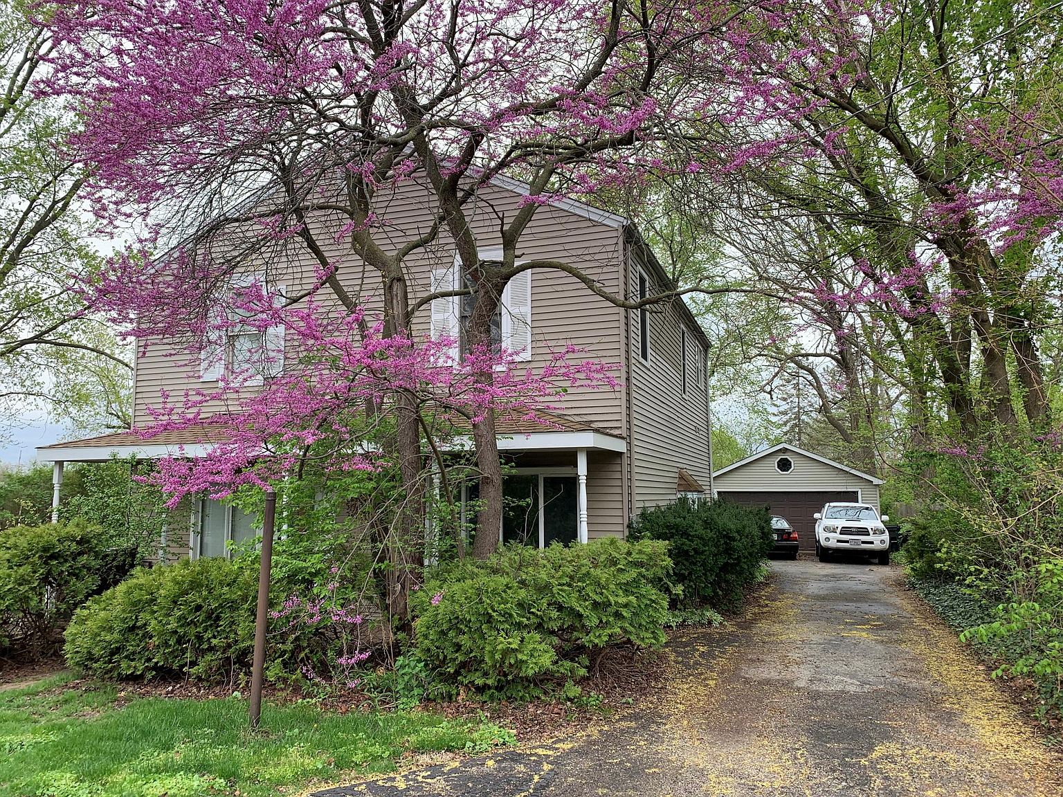 23026 N 1st St, Prairie View, IL 60069 | Zillow
