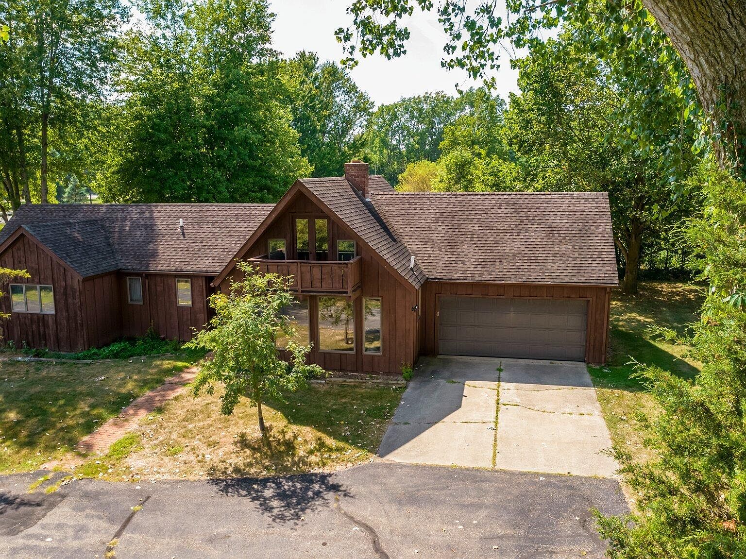 34340 Huron River Dr, New Boston, MI 48164 | Zillow