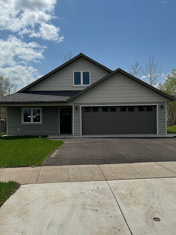 203 Coffee Creek Blvd Duluth Mn 55811 Zillow