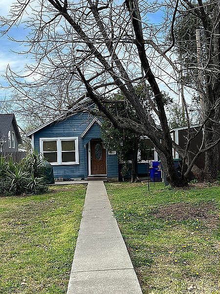 1041 Johnson St, Red Bluff, CA 96080 | Zillow