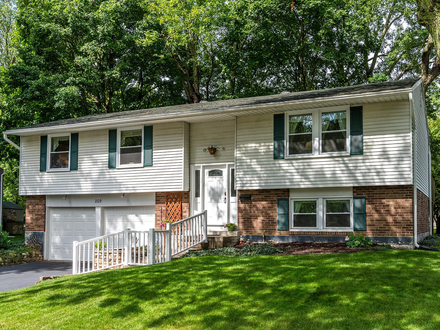 209 Brookwood Dr, Englewood, OH 45322 | Zillow
