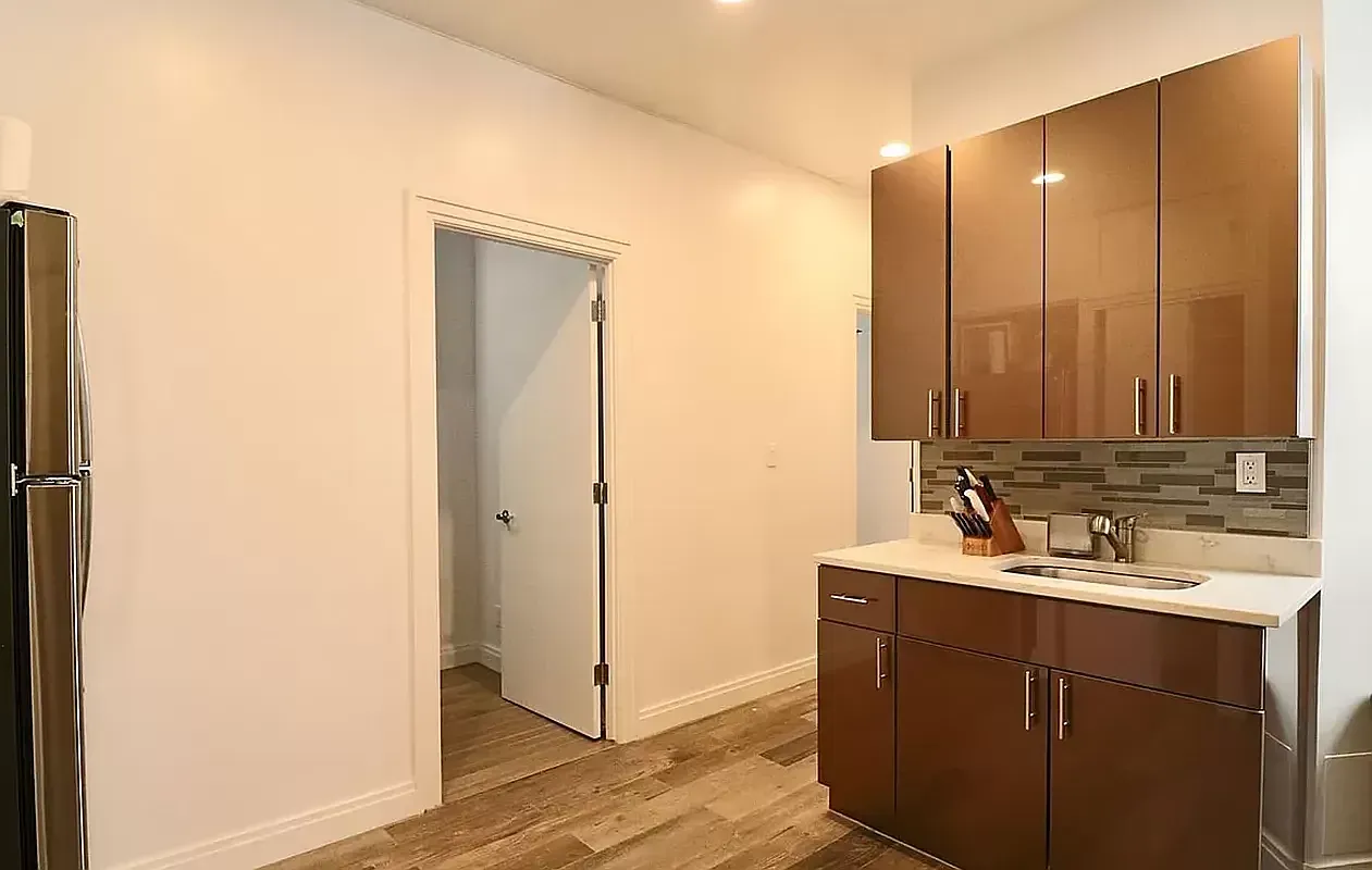 202 Thompson Street #5D in Greenwich Village, Manhattan | StreetEasy
