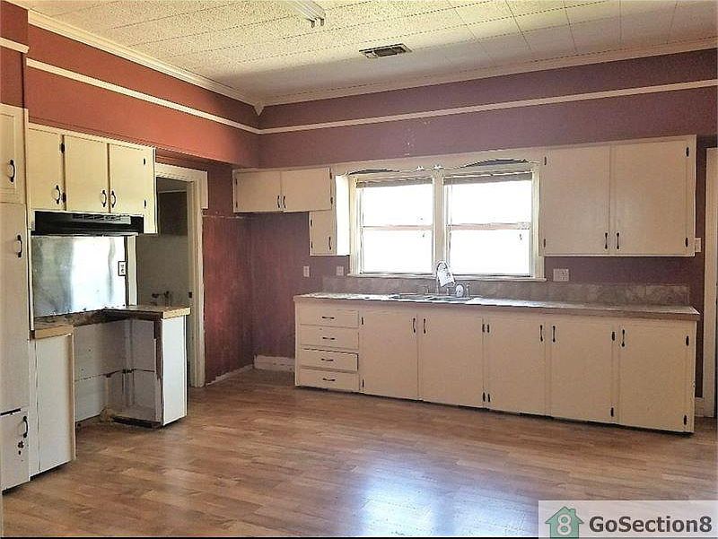 1992 Highway 182, Raceland, LA 70394 | Zillow