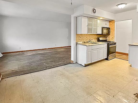 1429 E 89th St, Brooklyn, NY 11236 | MLS #22827126 | Zillow