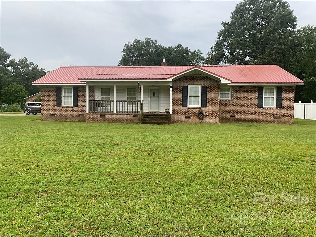 817 Main St N, Bethune, SC 29009 | Zillow
