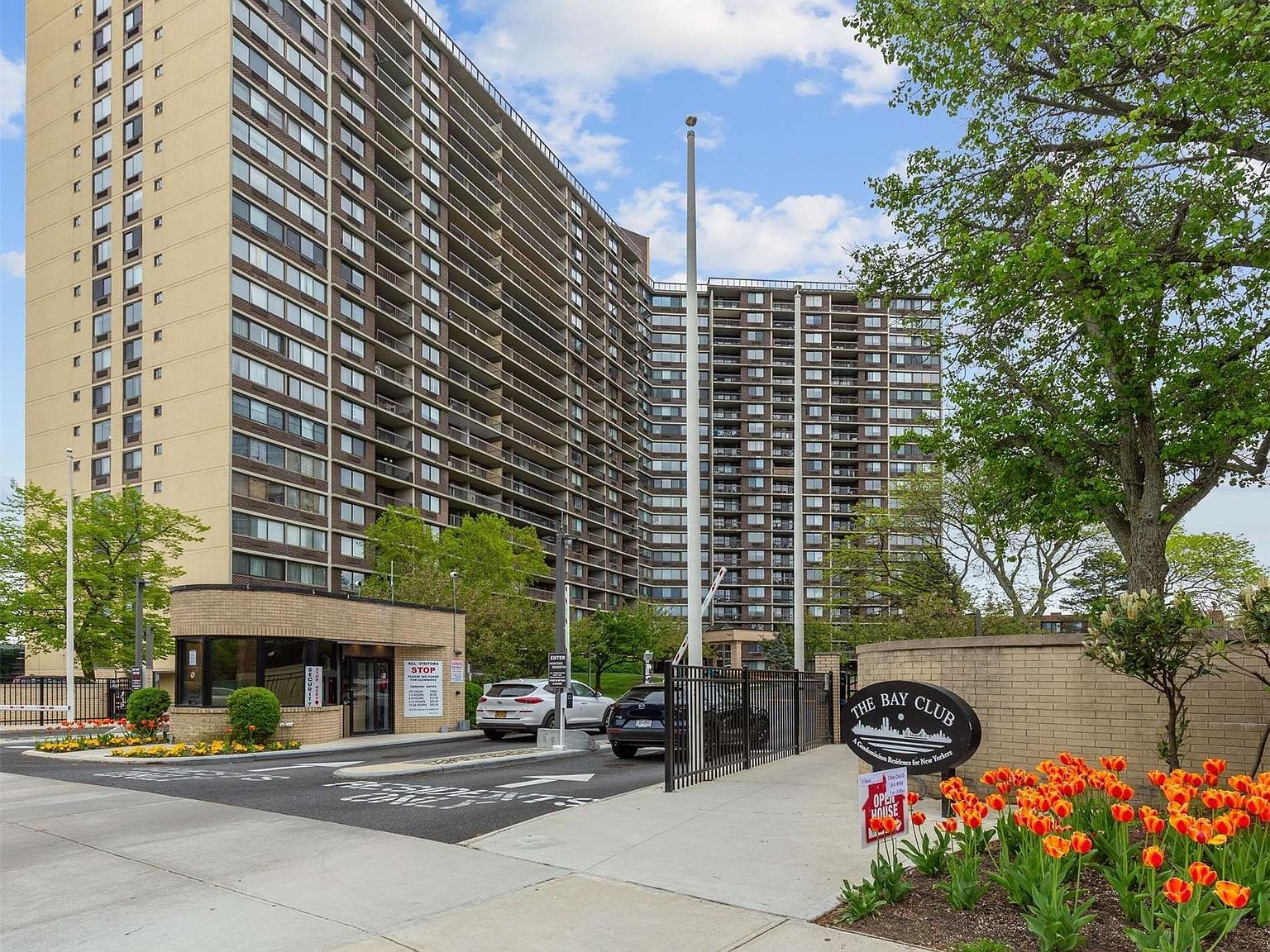 2 Bay Club Drive UNIT 21S, Bayside, NY 11360 | MLS #3550153 | Zillow