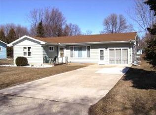 77 W Waukau Ave, Oshkosh, WI 54902 | MLS #50290929 | Zillow