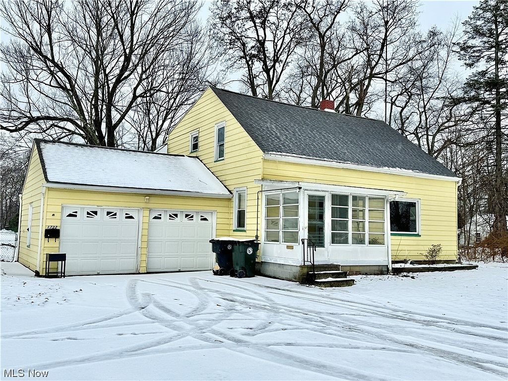 1730-1732 Estabrook Ave NW, Warren, OH 44485 | Zillow