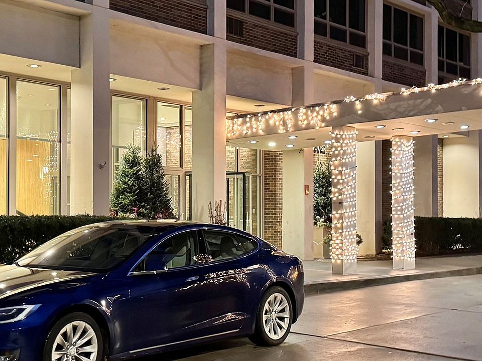 88 W Schiller St APT 2701, Chicago, IL 60610 | Zillow