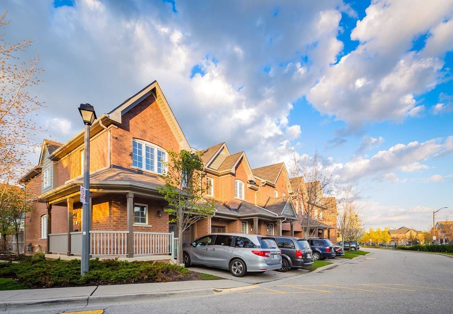 5255 Palmetto Pl #153, Mississauga, ON L5M 0H2 | Zillow