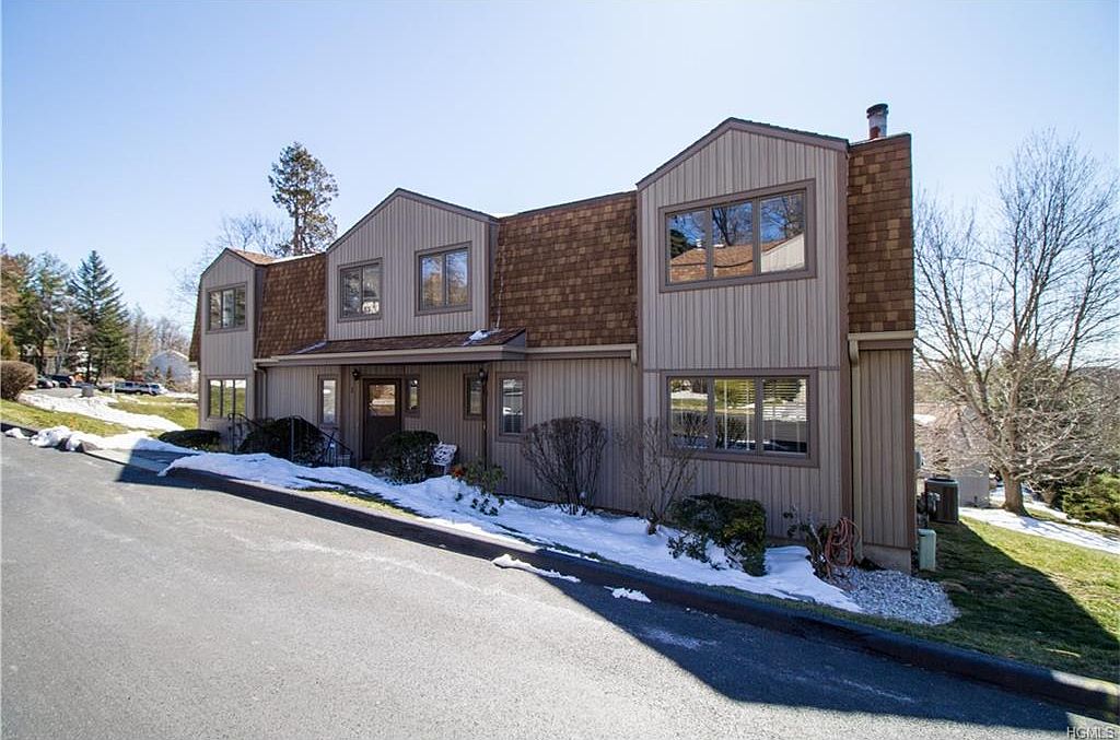 3 Maple Crest Dr, Peekskill, NY 10566 | Zillow