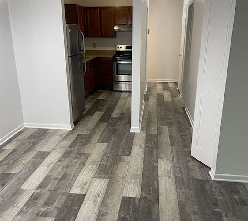 Crestview Manor - 4415 & 4425 Hull Rd Leslie MI | Zillow