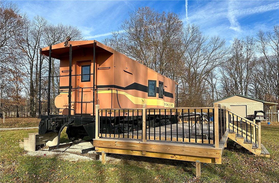 1376 N 1600th St, Dennison, IL 62423 | MLS #6230572 | Zillow