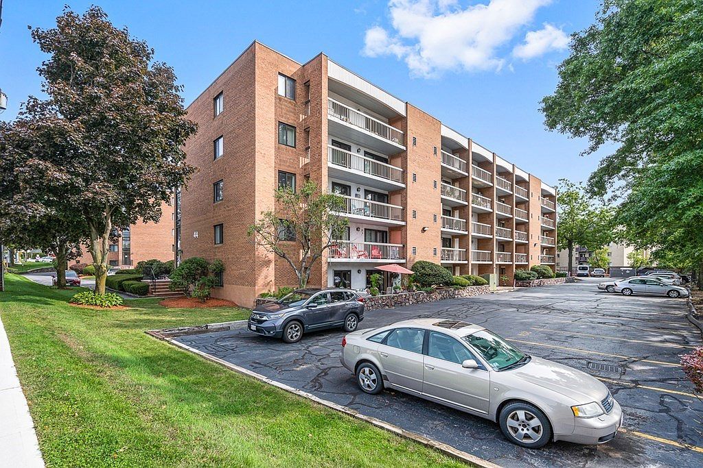 44 Main St APT 504, Stoneham, MA 02180 | Zillow