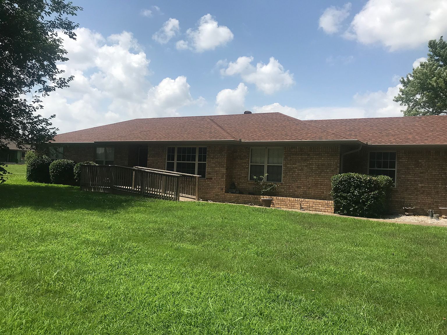 324 Liberty Ave, Springdale, AR 72762 | Zillow