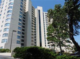 Windward Tower Condominiums - Newport News, VA | Zillow