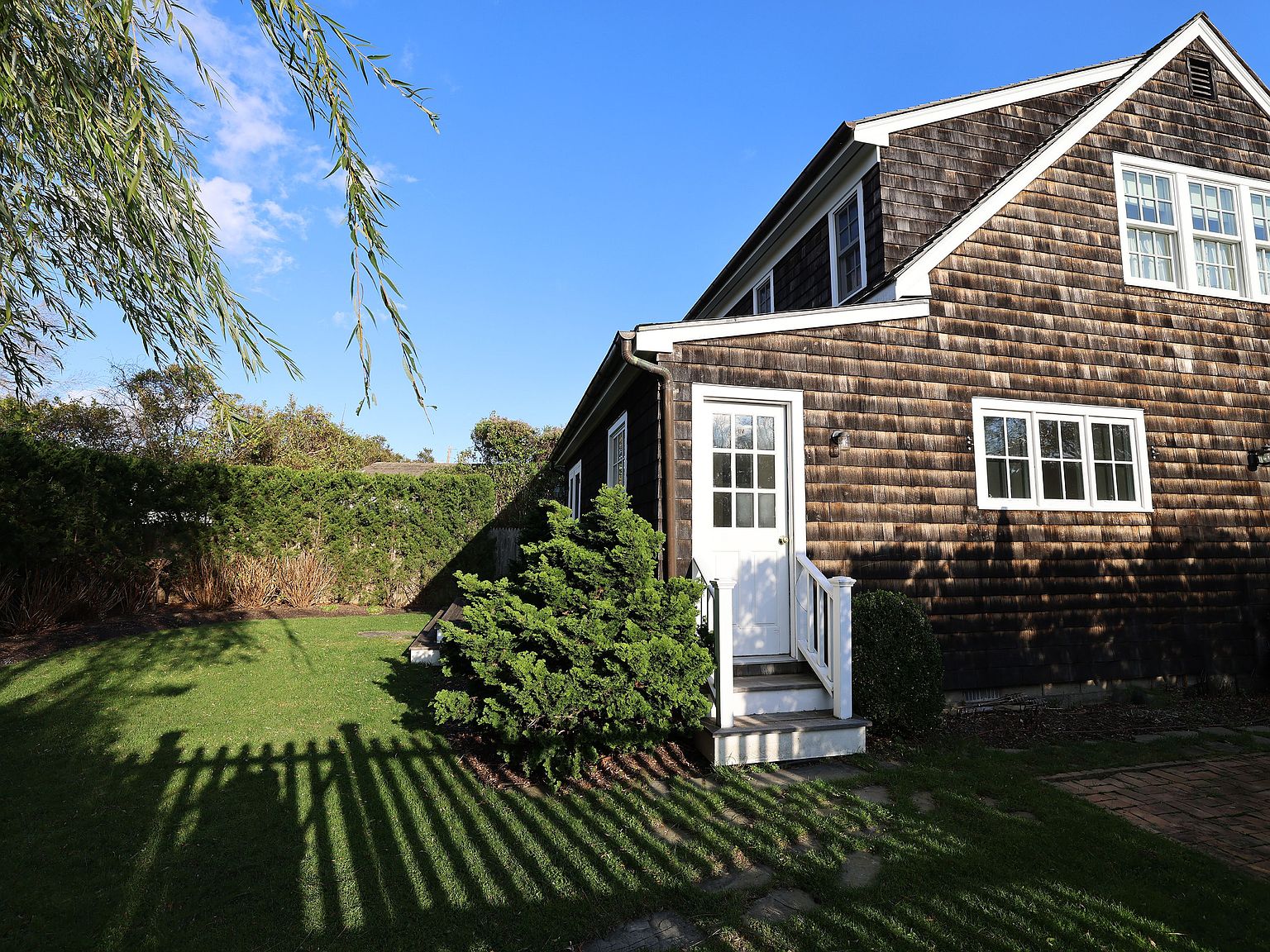 46 Spring St, Sag Harbor, NY 11963 | Zillow