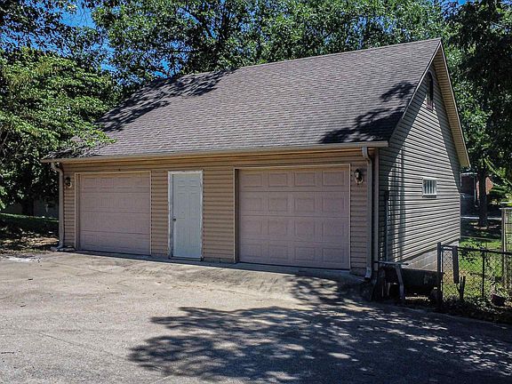 1150 S Friendship Rd, Paducah, KY 42003 | MLS #127683 | Zillow