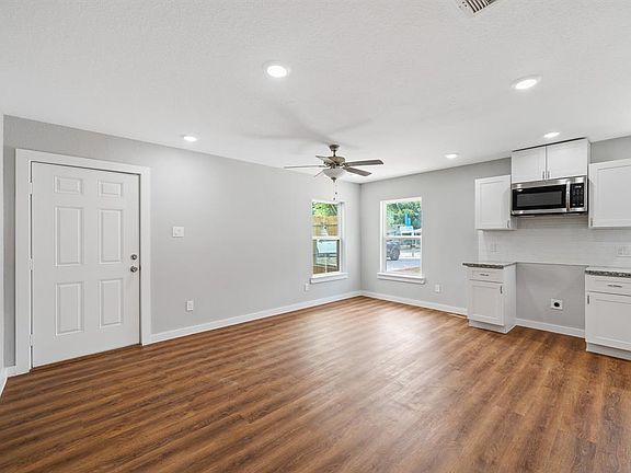 8111 Denton St, Houston, TX 77028 | MLS #4832760 | Zillow