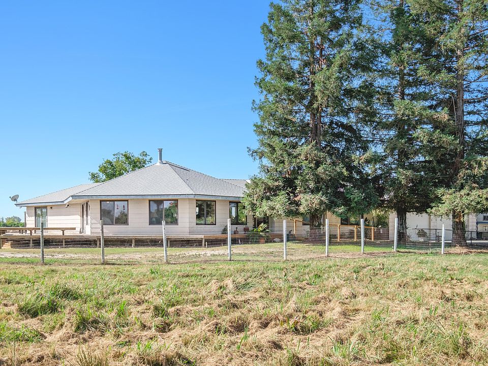 3343 N Zediker Avenue, Sanger, CA 93657 | Zillow
