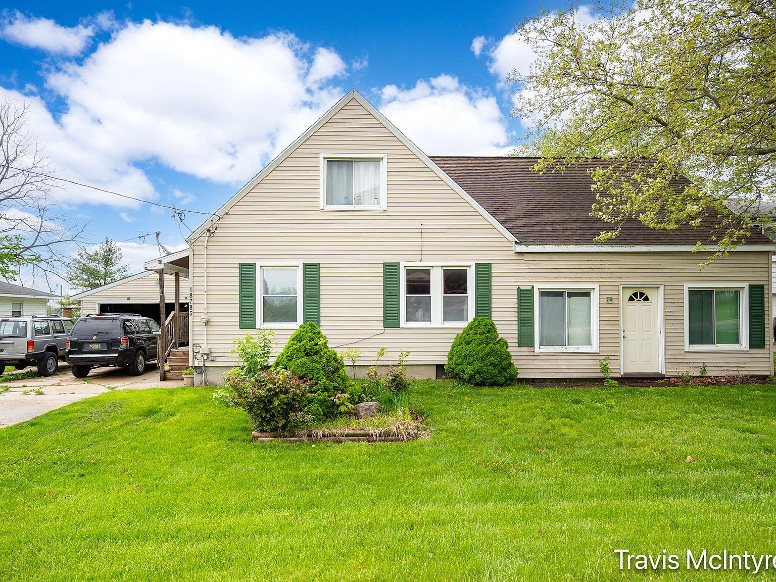 18785 8th Ave, Conklin, MI 49403 | Zillow