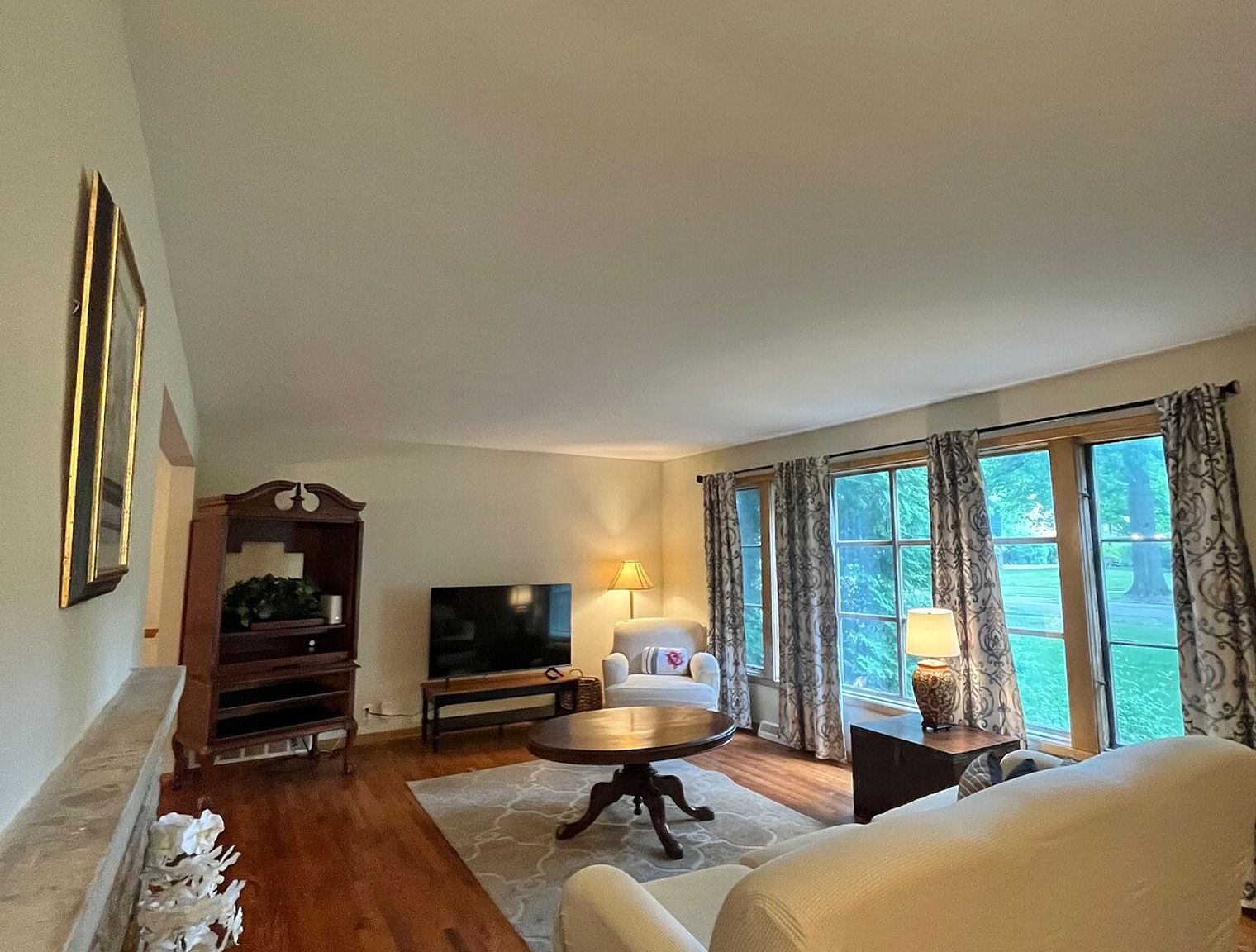 15548 Brewster Rd #Id1057690p, Cleveland, OH 44112 | Zillow