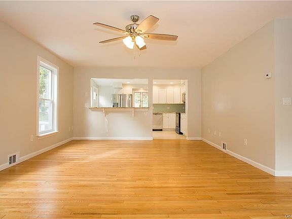 39 Colonial Dr, Mahopac, NY 10541 | Zillow