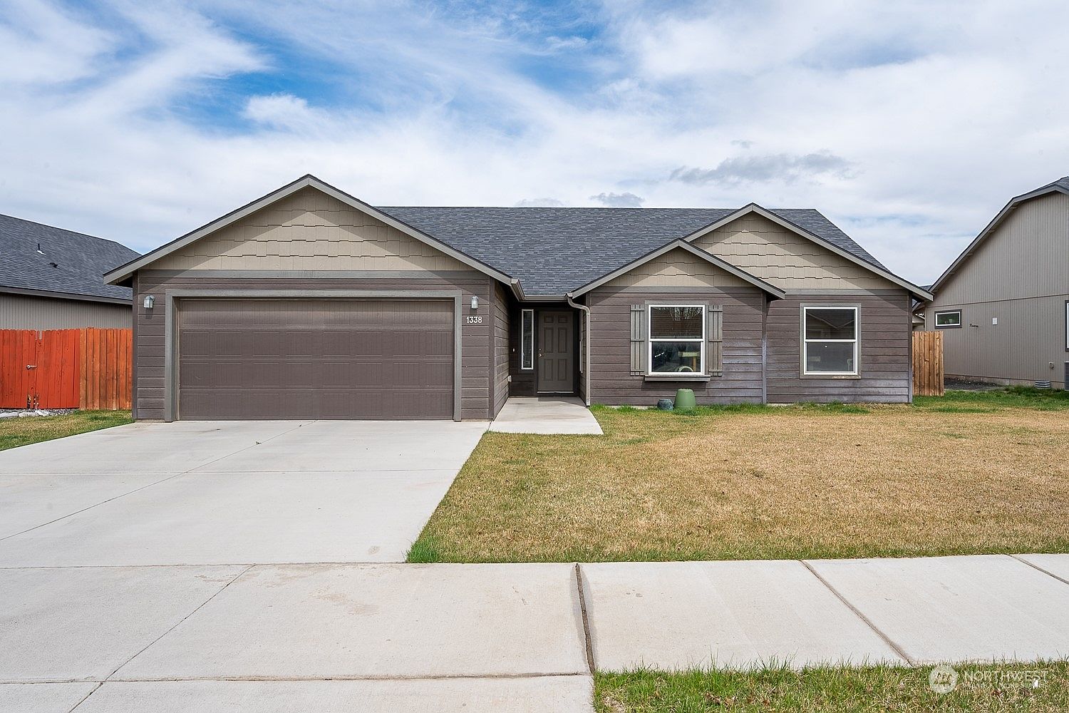 1338 E Landon Street, Moses Lake, WA 98837 | Zillow