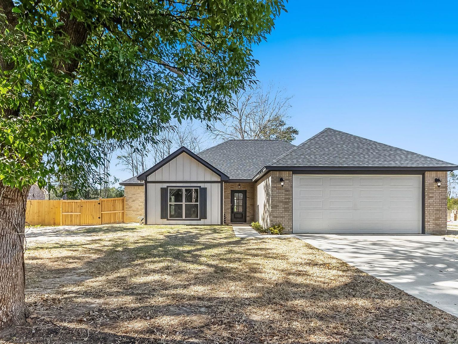 830 S 16th St, Silsbee, TX 77656 | Zillow