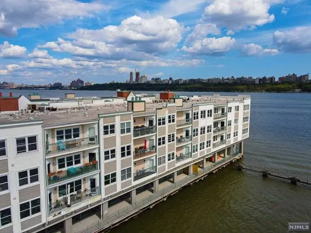 314 The Promenade Promenade 314 In Edgewater New Jersey Streeteasy
