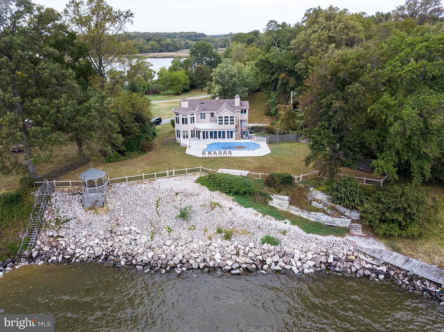 2897 Breezy Point Ct, Baltimore, MD 21221 | Zillow