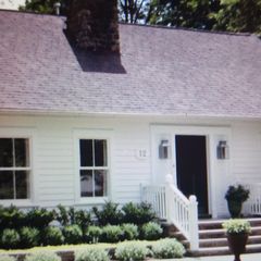 Mary Guillory | Zillow