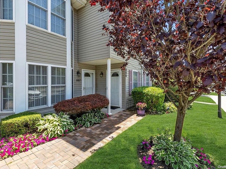 867 Verona Drive UNIT 867, Melville, NY 11747 | Zillow