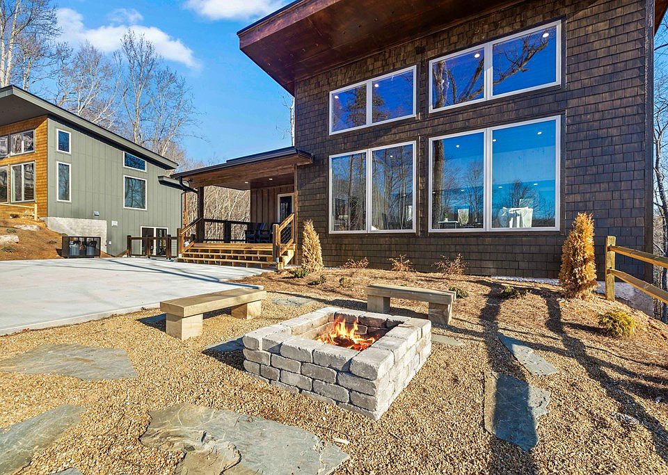 2519 Treehouse Ln, Sevierville, TN 37876 | Zillow