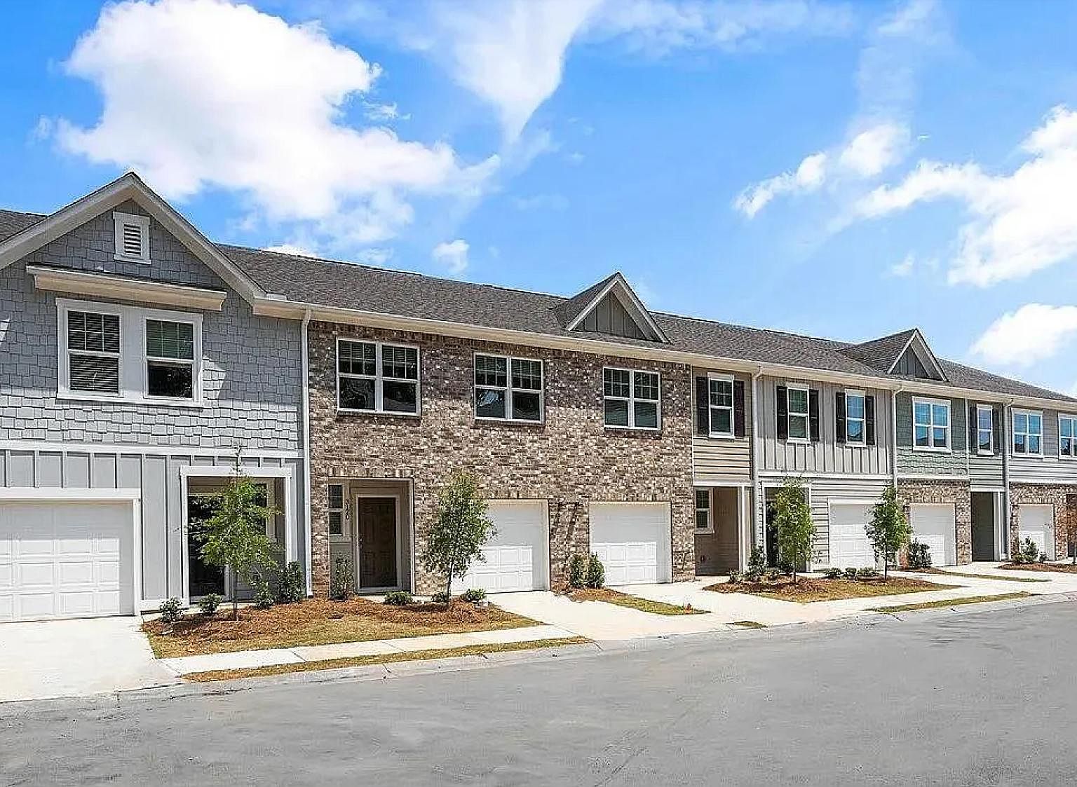 2647 Coventry St, Atlanta, GA 30331 | Zillow