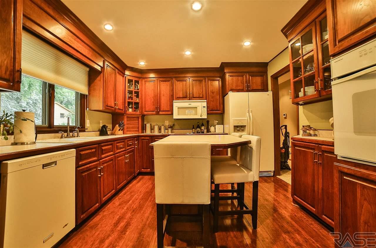 4012 S Thunderbird Trl, Sioux Falls, SD 57103 | Zillow