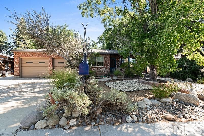 2490 Riviera St, Reno, NV 89509 | Zillow