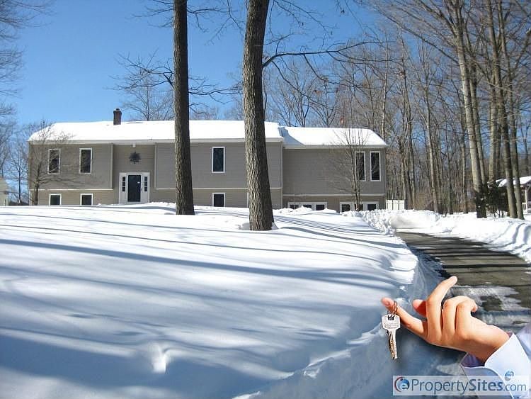 13 Corbin Rd, Dudley, MA 01571 | Zillow
