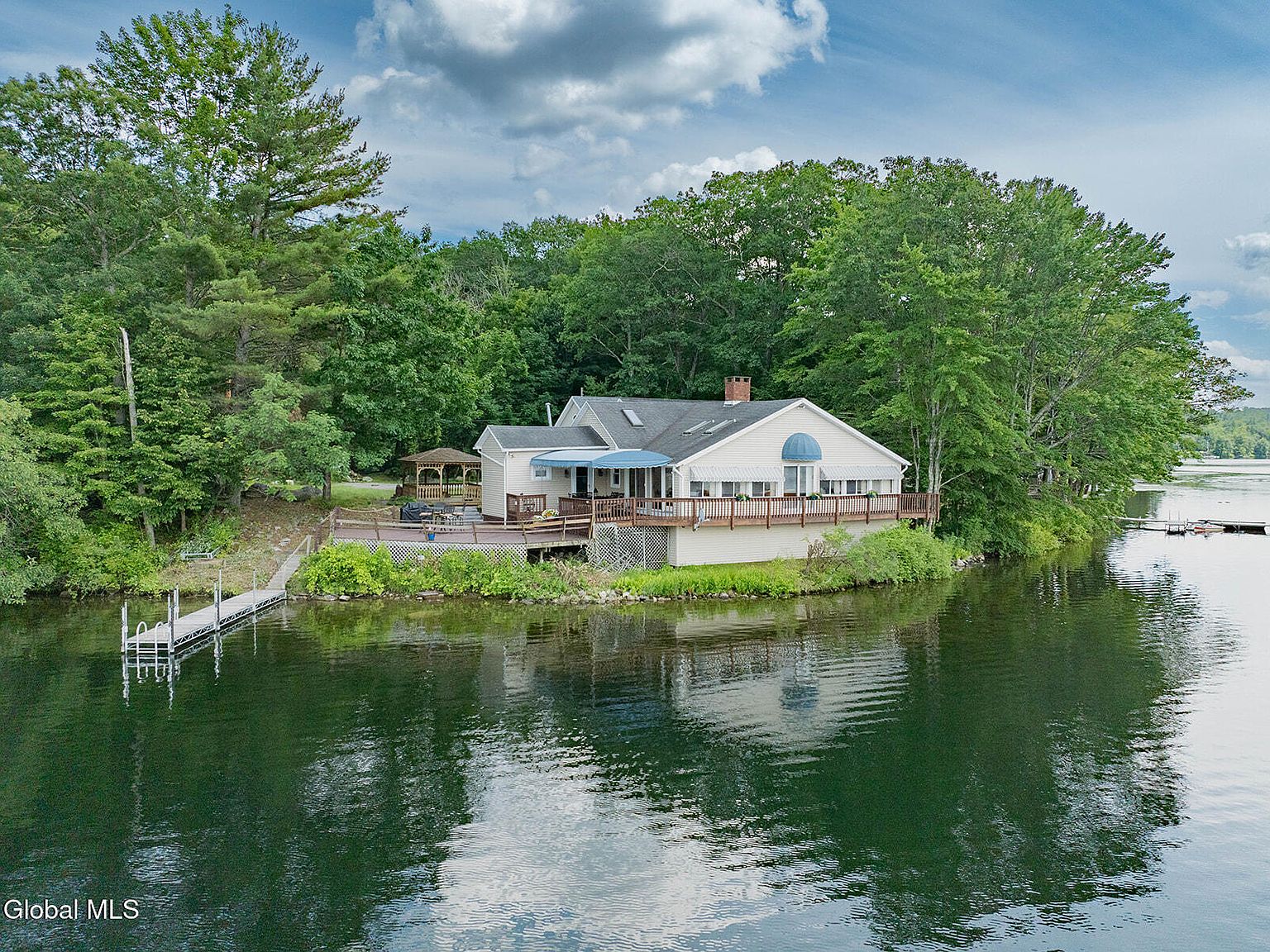 35 Loon Island Way, Cossayuna, NY 12823 | Zillow