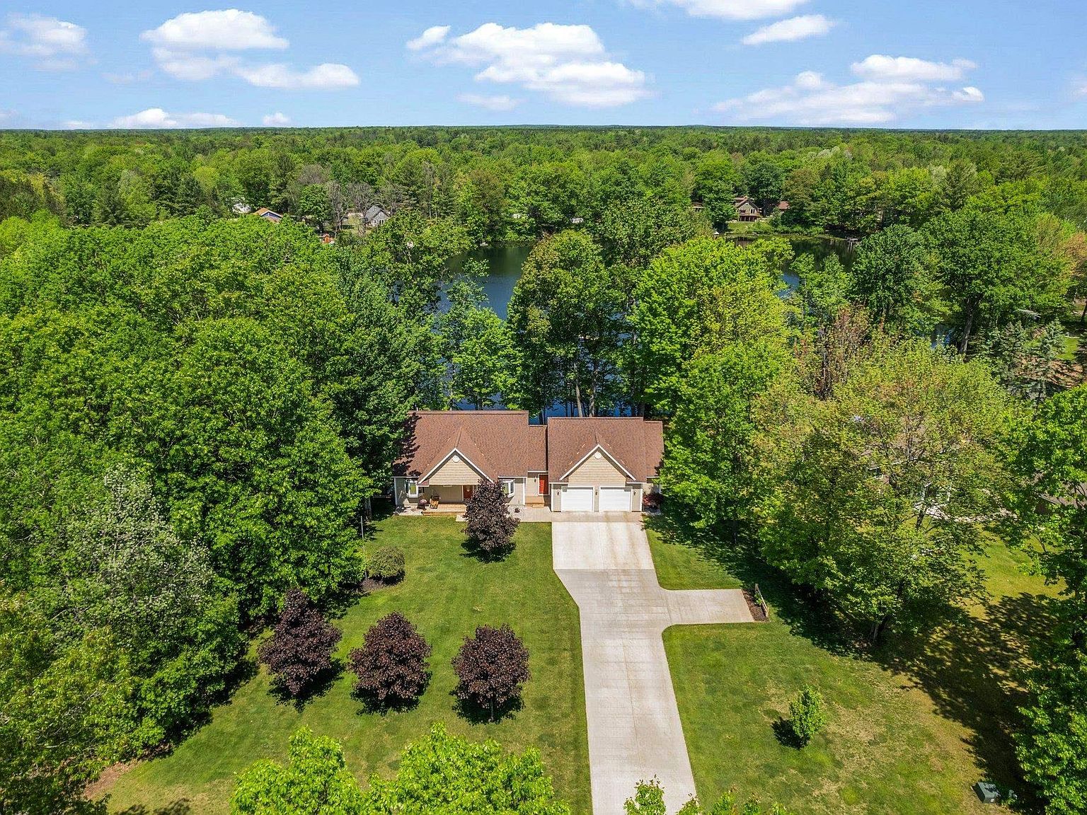 2155 Timber Trl NE, Kalkaska, MI 49646 | Zillow