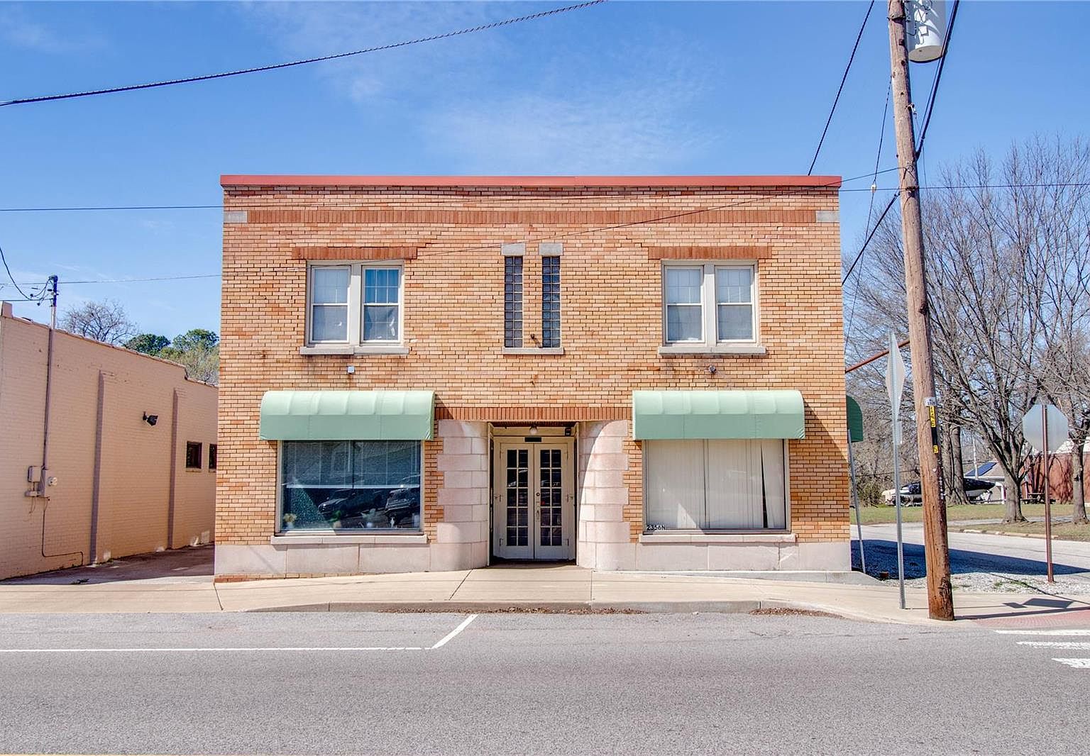 2356 State St, Alton, IL 62002 | MLS #25018531 | Zillow