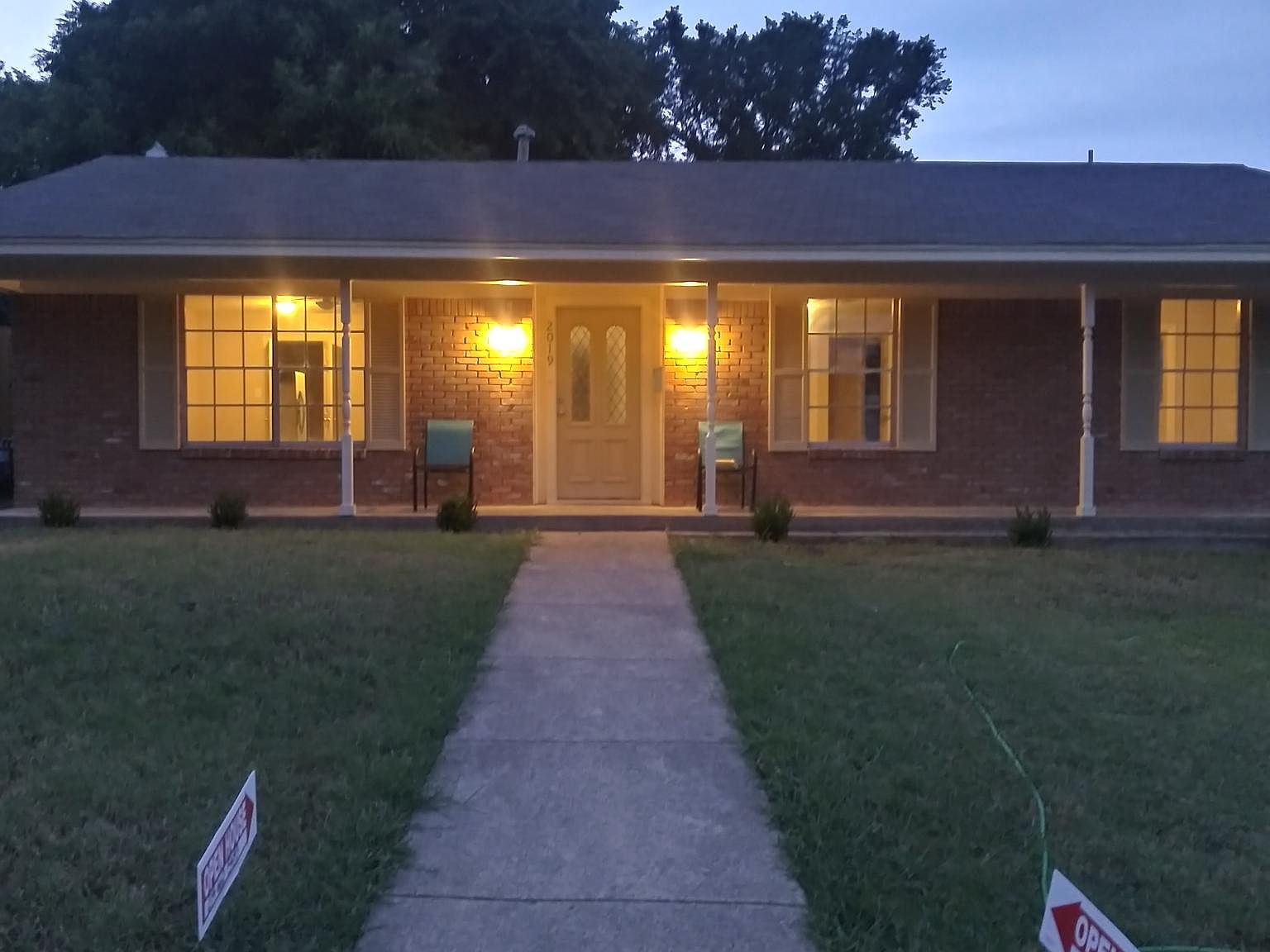 2019 Sandy Ln, Irving, TX 75060 | Zillow