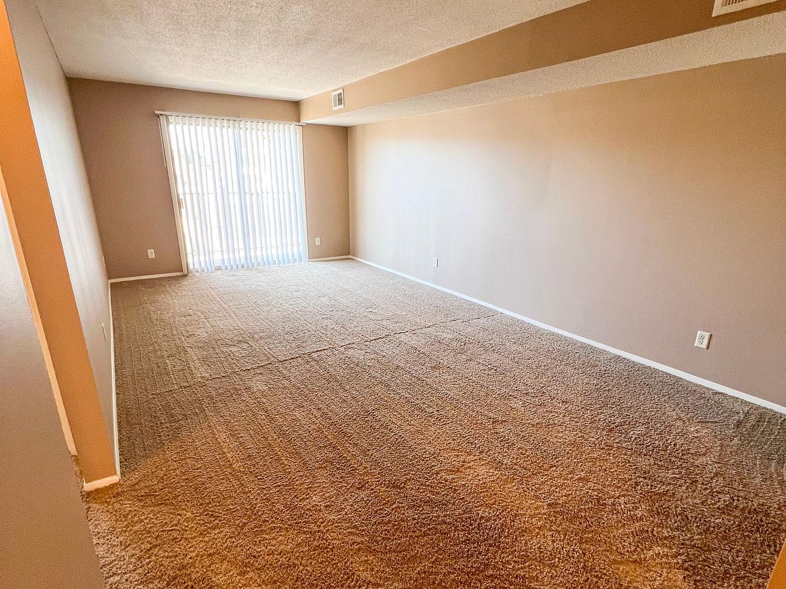 2620 S 70th St #108, Lincoln, NE 68506 | Zillow