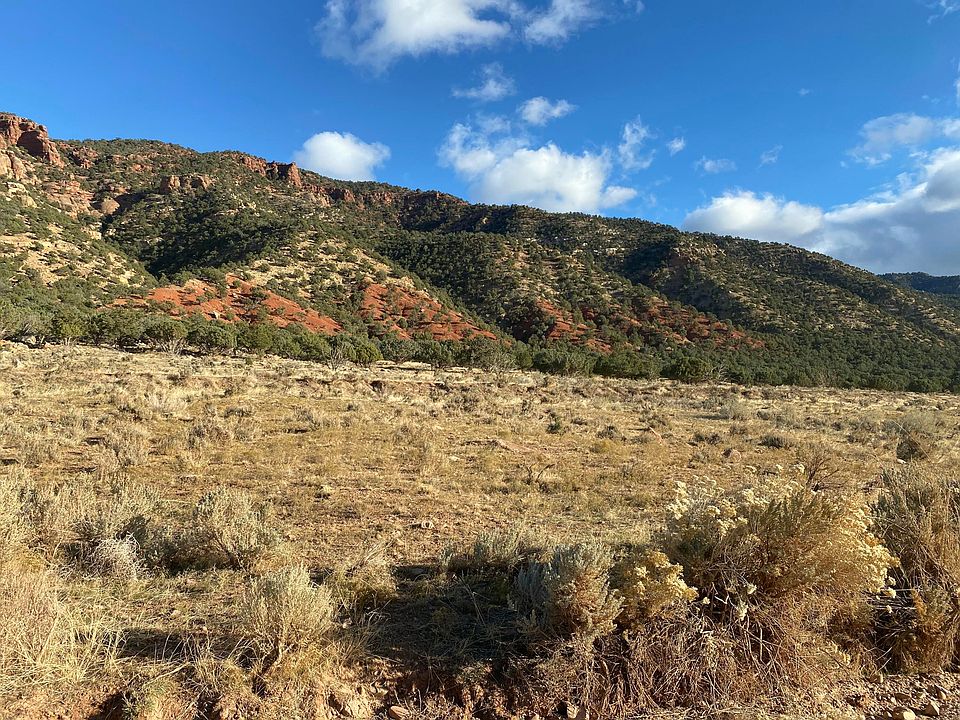 932 N Little Creek Canyon Rd, Paragonah, UT 84760 | MLS #24-255997 | Zillow