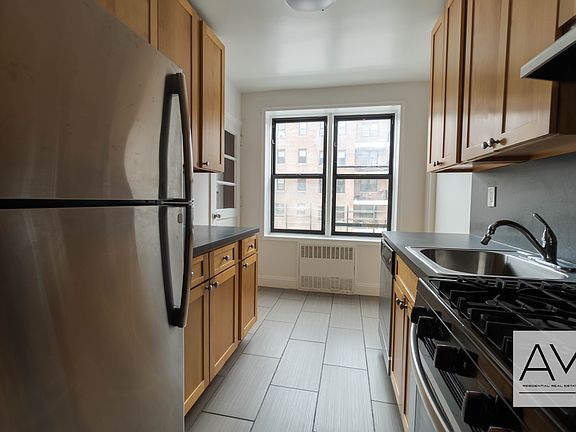3640 Johnson Ave #45, Bronx, NY 10463 | Zillow