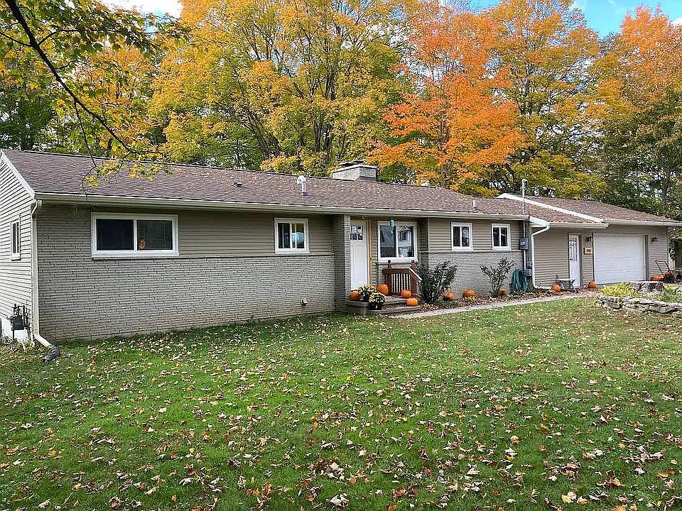 1941 Long Rapids Rd, Alpena, MI 49707 | Zillow