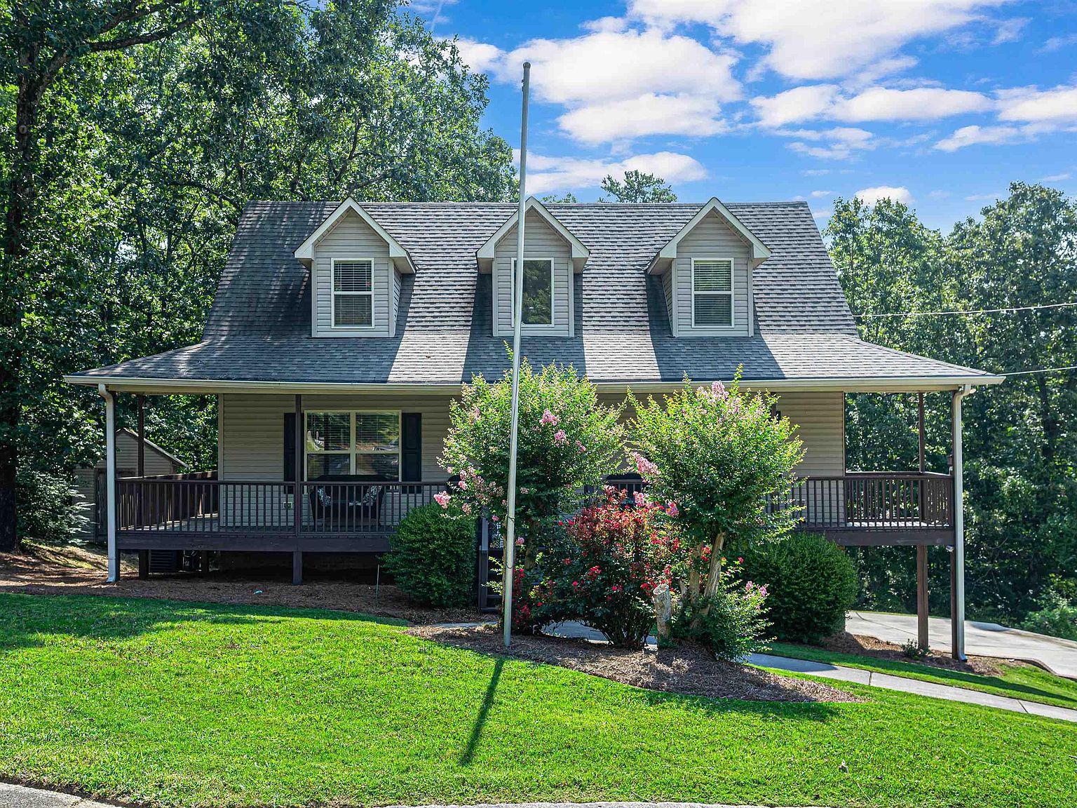 6525 Chrissy Dr, Pinson, AL 35126 | MLS #1361430 | Zillow