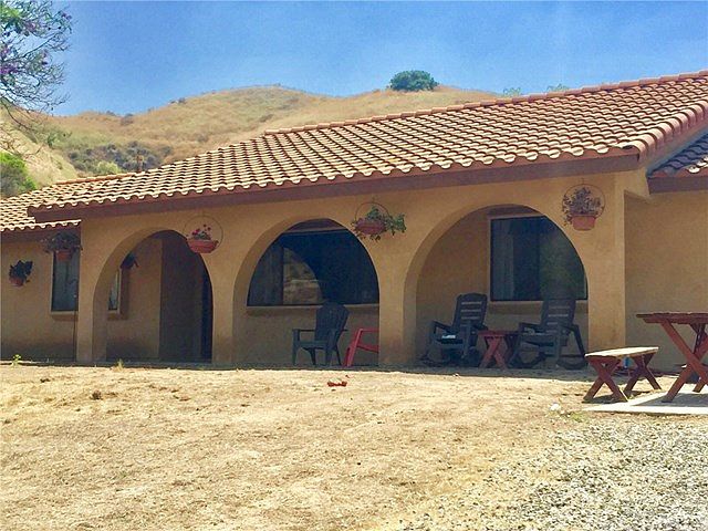 8125 Smiley Blvd, Colton, CA 92324 | Zillow