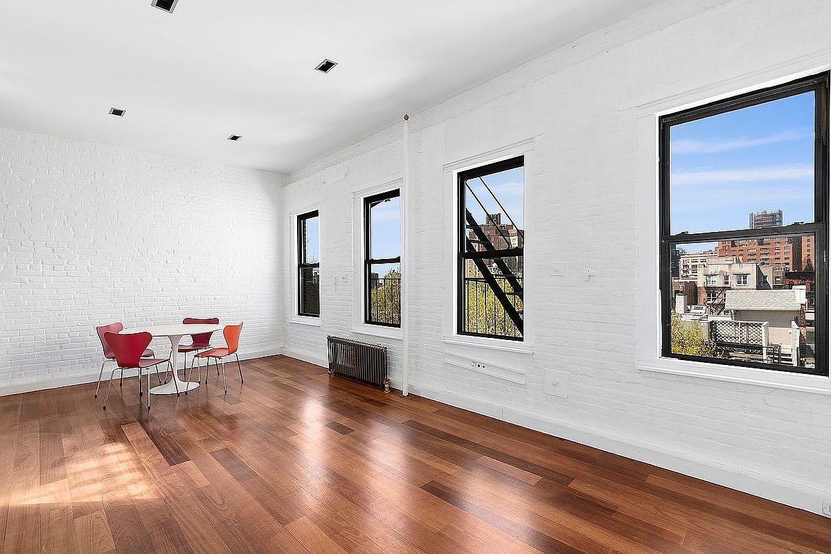 41 Perry St #6AB, New York, NY 10014 | MLS #S1765178 | Zillow