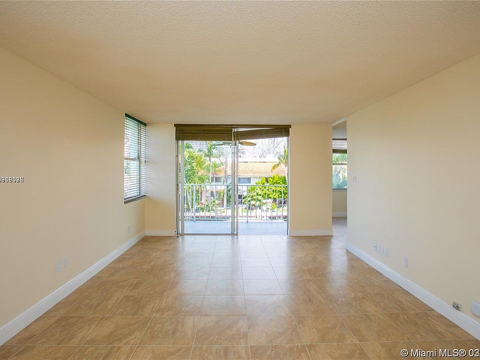 16565 NE 26th Ave APT 3F, North Miami Beach, FL 33160 | Zillow